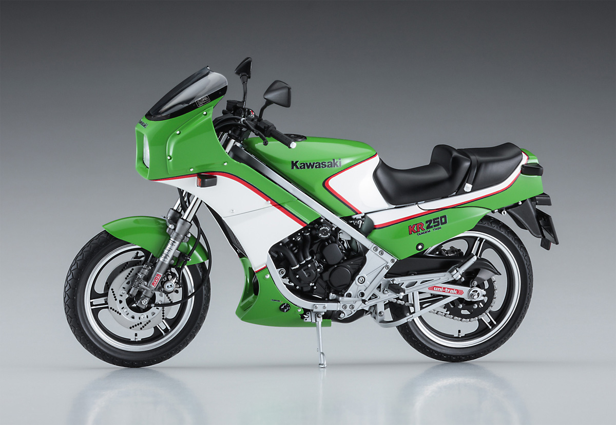 完全新金型で再現される1/12スケールのKAWASAKI KR250 – モノ・マガジンweb